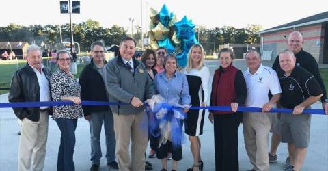 Rotary Club donates $20K to school's stadium project
