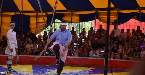 Mayor takes part in circus fun