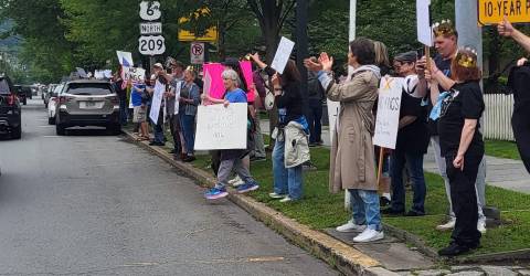 Hundreds rally in area ‘No Kings Day’ protest