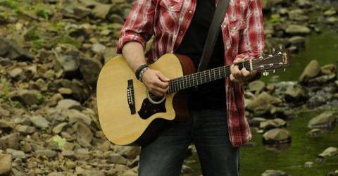 Don Lowe hosts the Monthly Singer Songwriter Showcase