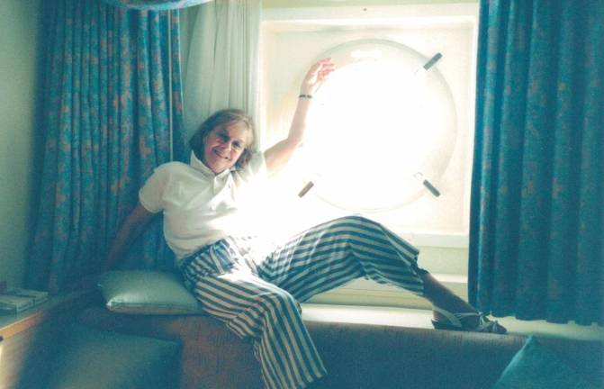 Lois June Fleming, 94