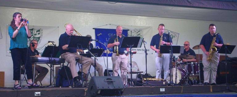 Little Big Band returns to the Columns