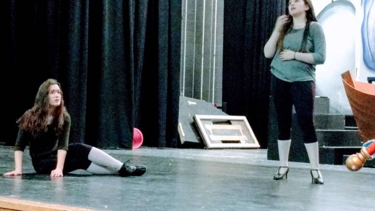 'Little Mermaid' leads get into character